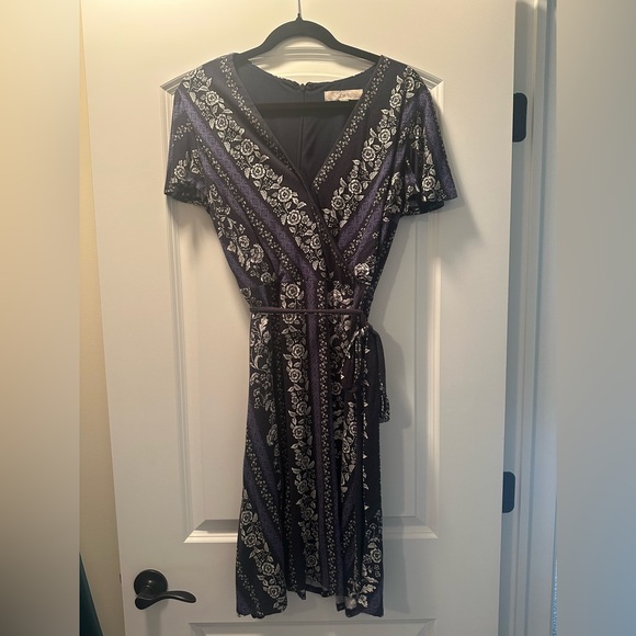 LOFT | Dresses | Loft Purple Faux Wrap Midi Dress With Flutter Sleeves ...